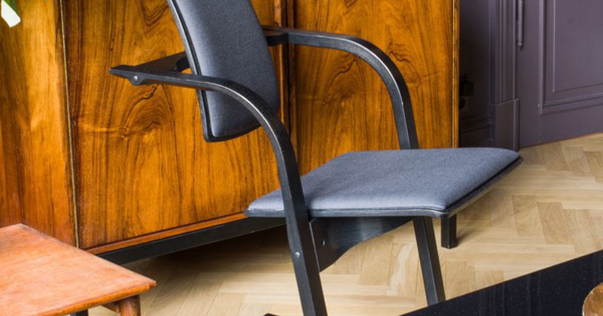 Varier Ergonomic Chair Actulum - Ergonomische Stühle | Möbel von Pari