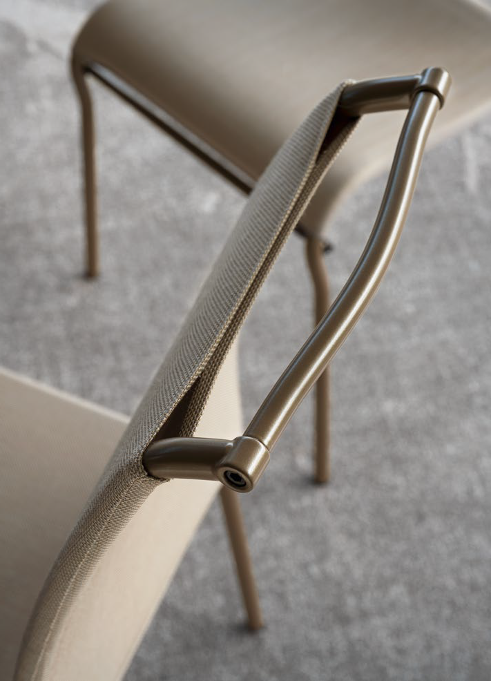 Air High Chair CB1069 by Connubia | Pari Furniture