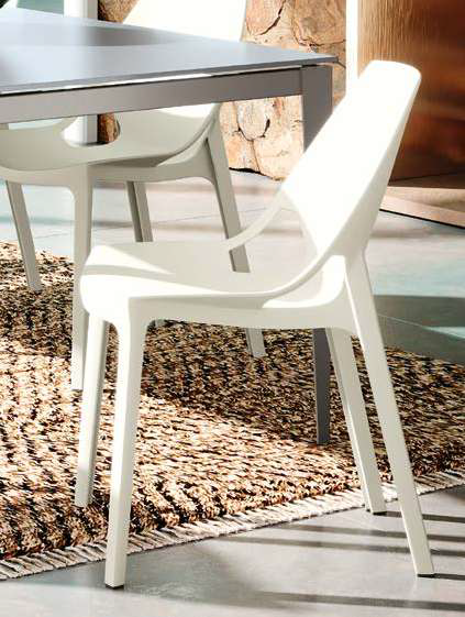 Spirit Chair by Ingenia | Pari Furniture