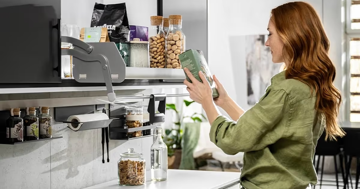 Imove Pull-Out Shelf | Furniture