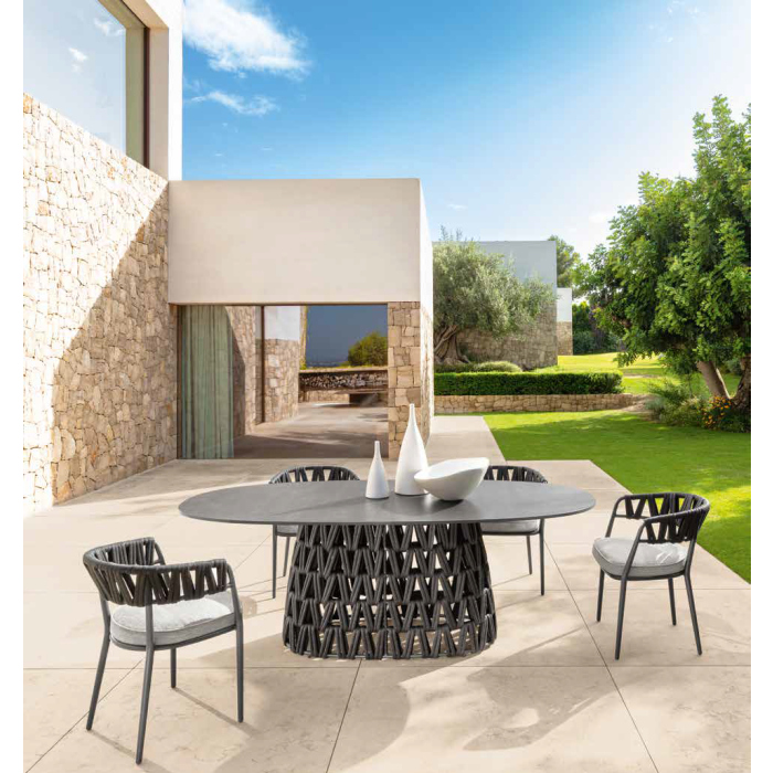 Swipe Dining Table by Talenti | Pari Furniture