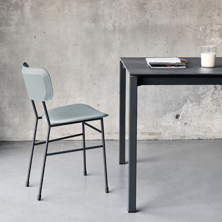 Chaise Master SM Cu en métal et cuir par Midj