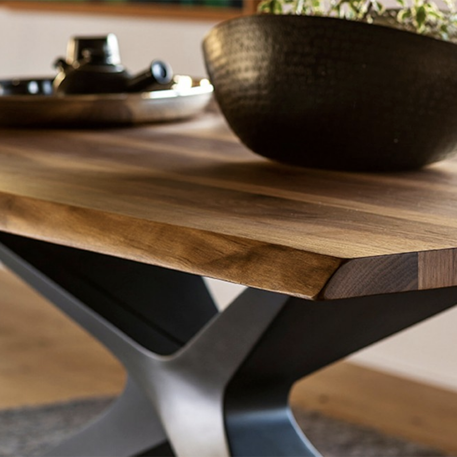 Table Gran Sasso à Baydur par Midj